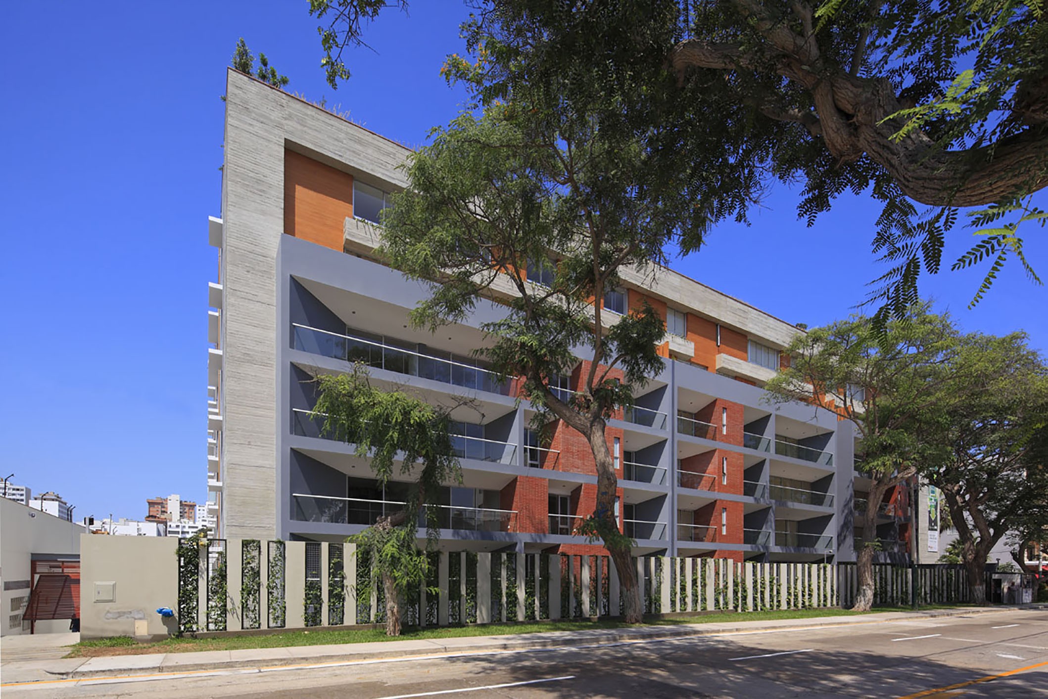 Proyecto Arquitectura Edificio Central Park en Lima, Perú