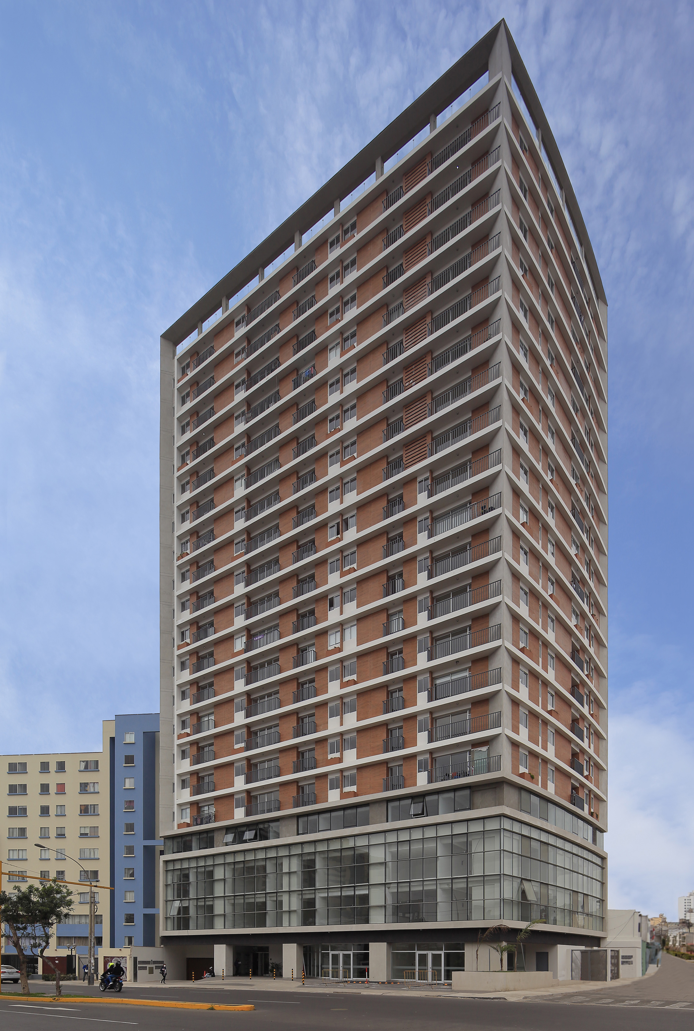 Edificio Multifamiliar Point, en Pueblo Libre